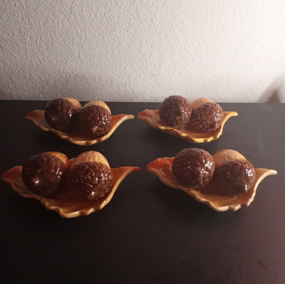 Cracker Barrel | Dining | Gorgeous New Cracker Barrel Acorn Form ...